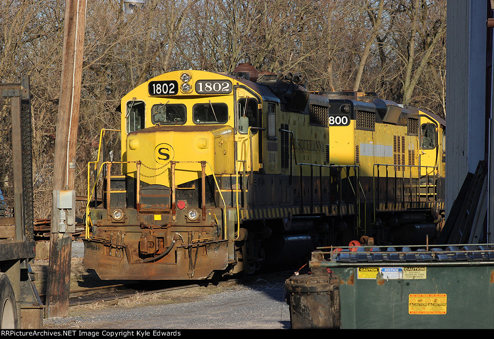 ESPN GP18's #1802 and #1800